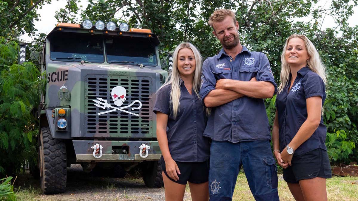 Watch "Aussie Salvage Squad" here on TV Catchup Australia